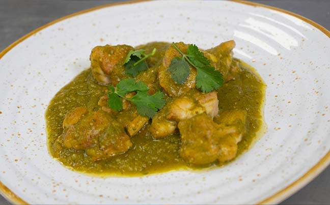 Entre Sabores | Pollo en Salsa Verde - Casa de Mexico