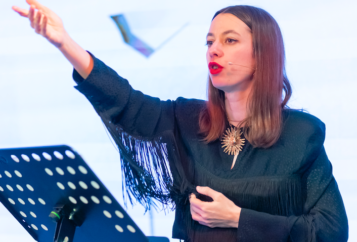 Literatura | Presentación de No cesarán mis cantos, de Sofía Comas - Casa de Mexico